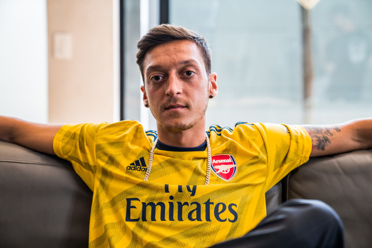 MESUT OZIL AND THE "BRUISED BANANA" ADIDAS ARSENAL KIT - Forty-One Magazine